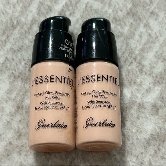 GUERLAIN | Makeup | 2x Guerlain C Natural Glow Foundation Mini | Poshmark